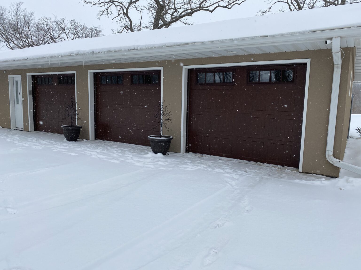 Iowa's Best Garage Door Company! - OnTrack Overhead Doors LLC